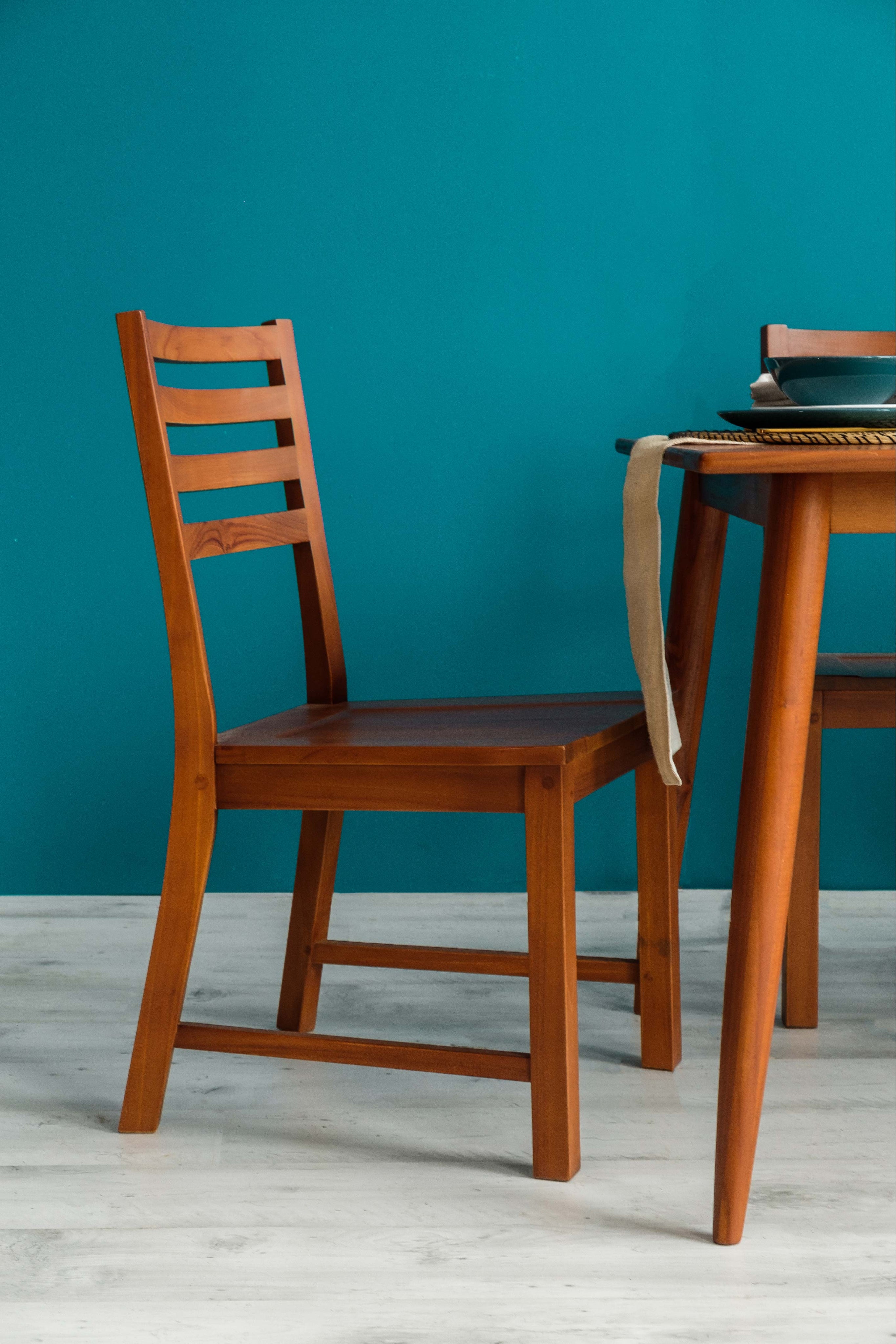 RUNDA 135CM DINING TABLE – Scanteak